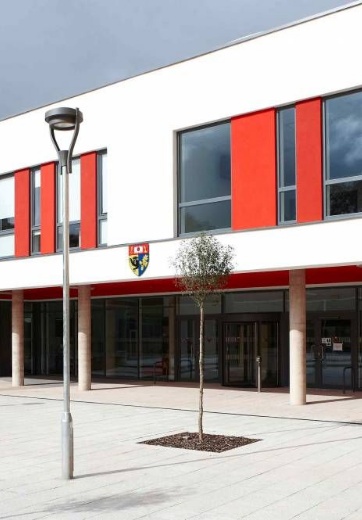 Yate Academy - Home